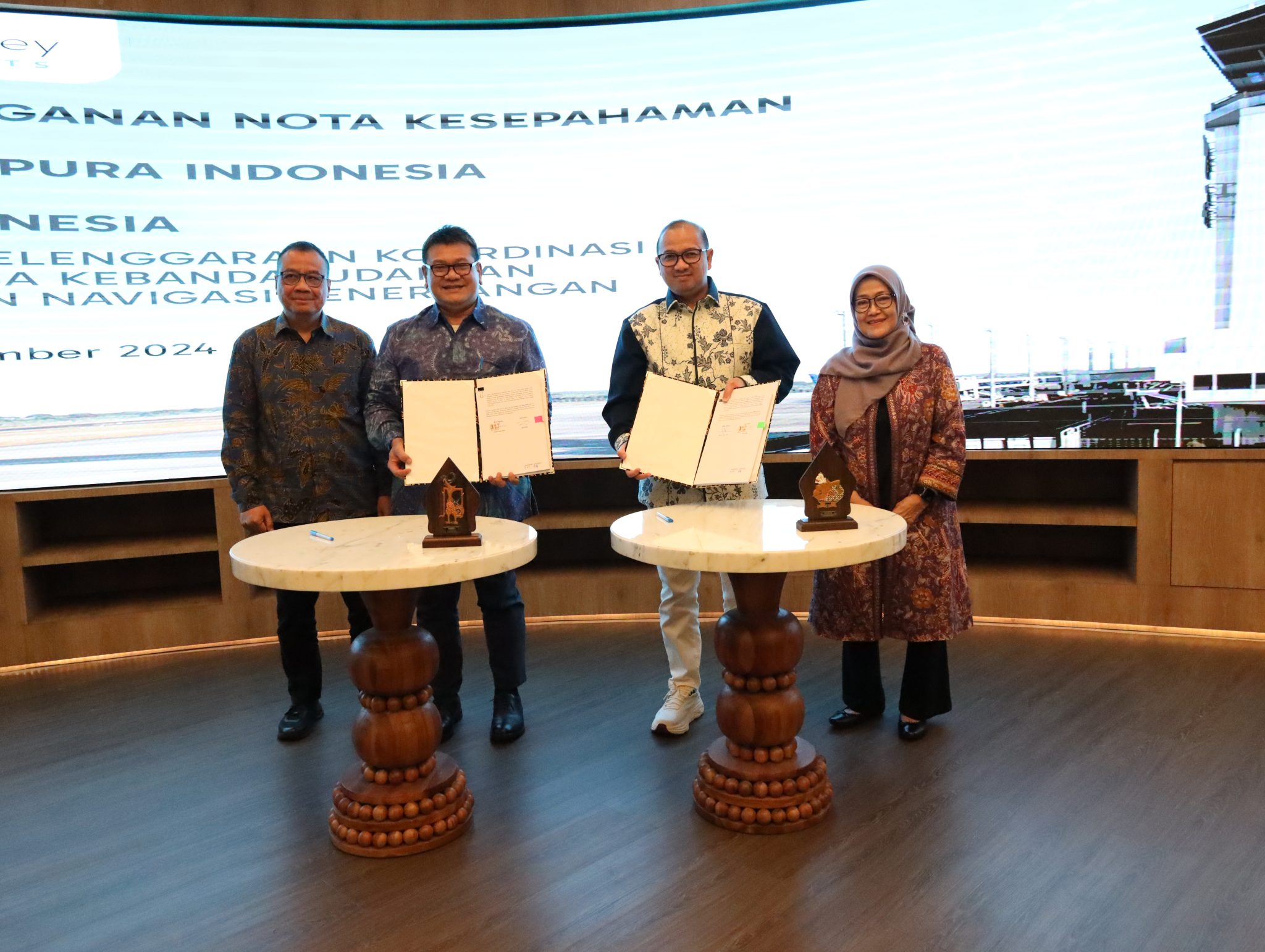 Video dan Gambar – AirNav Indonesia